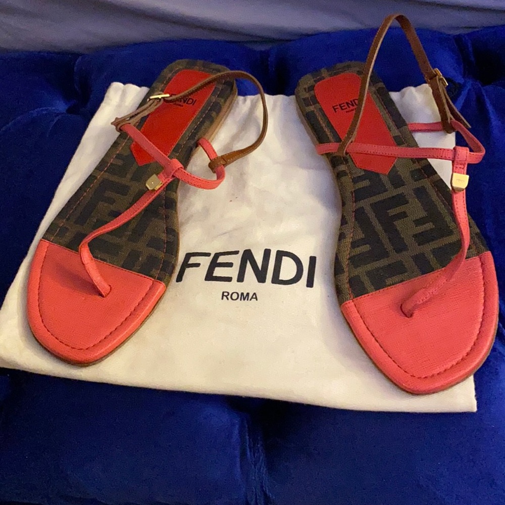 Fendi Sandals - Gem